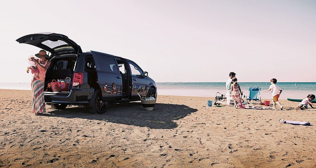Reasons You Should Choose the 2020 Grand Caravan - Blue Ribbon Chrysler ...