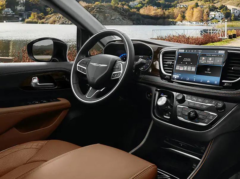 Check out the Best Tech Features in the Pacifica - Blue Ribbon Chrysler ...